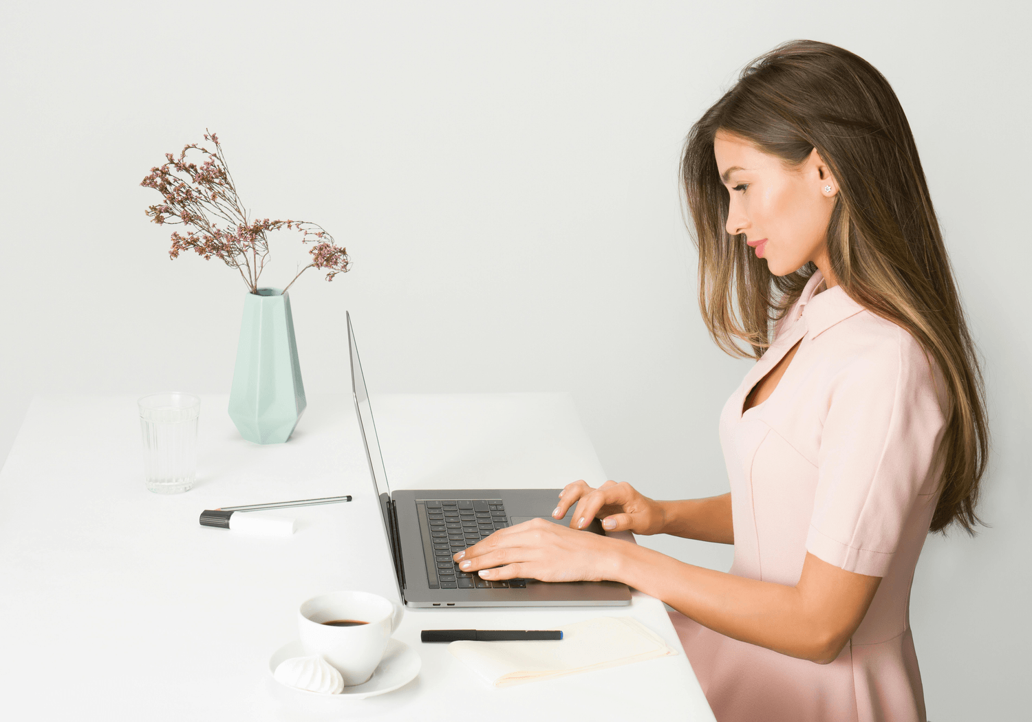 Subtracker Review – Track Subscribers & Income in Notion