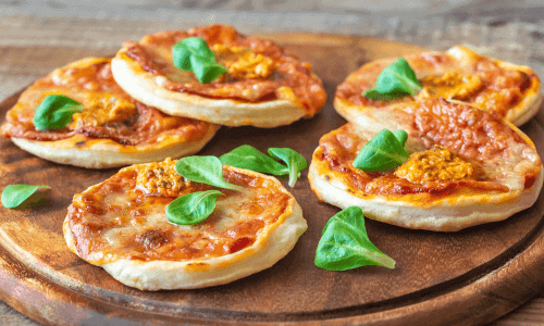 Comment réaliser des minis pizzas d'apéritif