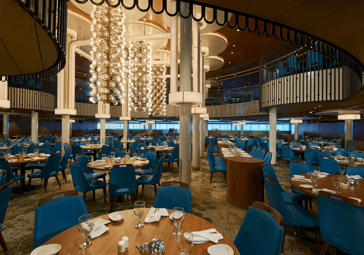 Main Dining Room for all Ships