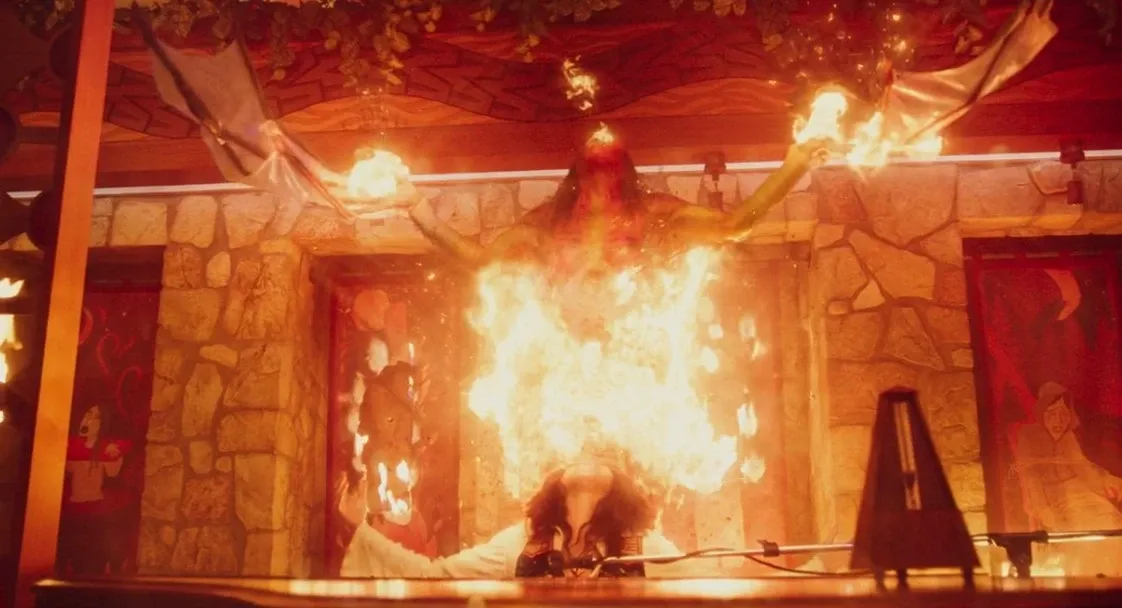 Canzone - The ballad of the Witches' Road - Lorna Wu's Version da ...